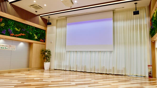 【トヨタモビリティ富山 五福】五福末広町駅より徒歩1分!大型プロジェクター!最大30名!イベント、研修、セミナー、展示会などに!の写真3