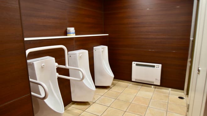 【トヨタモビリティ富山 五福】五福末広町駅より徒歩1分!大型プロジェクター!最大30名!イベント、研修、セミナー、展示会などに!の写真9