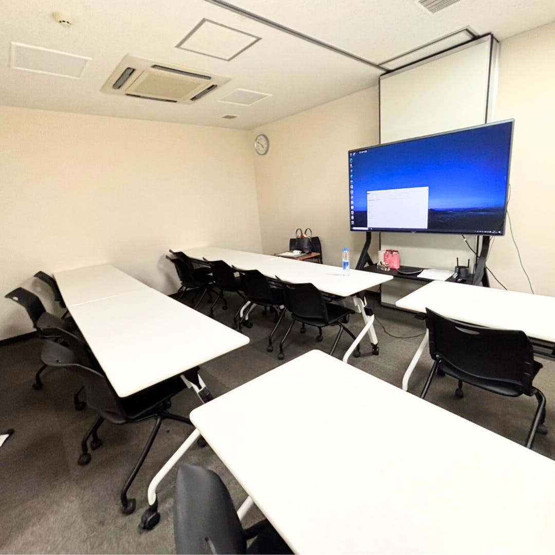 【レンタルオフィスMICAN：会議室スペースAB】大井町徒歩2分・最大14名収容可能の写真1