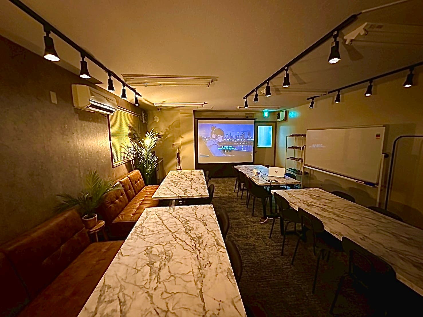 NEW！【八丁堀駅徒歩2分！宝町駅徒歩3分！】最大24名/無料Wifi/会議・撮影・女子会・ボドゲ・パーティ等！飲食🍺🍷可！の写真6