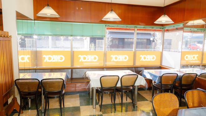 駐車場6台/マイクロバス可!泉大津で50年の純喫茶スタジオ。フェニックス車8分/TV・CM・MV・再現VTR・控室に/ゴミ回収込の写真4