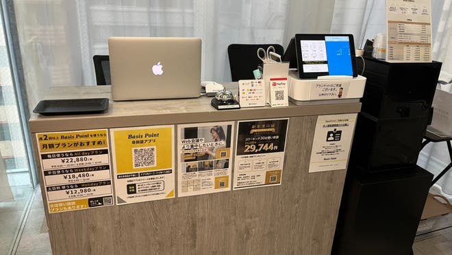 【鍵付き1名個室A】西新宿五丁目駅徒歩4分!フリードリンク/Wi-Fi/充電器/テレワークやWeb会議に最適の写真9