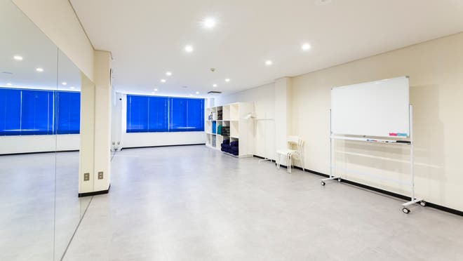 12/31Newオープン【五条駅徒歩8分】広々50㎡!長方形型で使いやすい★ダンス・ヨガ・演劇・ポージングの写真2