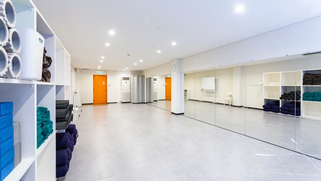 12/31Newオープン【五条駅徒歩8分】広々50㎡!長方形型で使いやすい★ダンス・ヨガ・演劇・ポージングの写真3