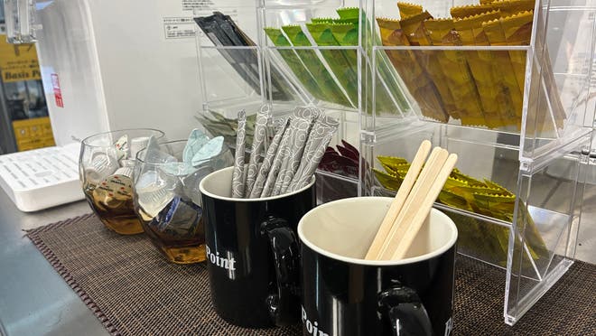 【鍵付き1名個室A】西新宿五丁目駅徒歩4分!フリードリンク/Wi-Fi/充電器/テレワークやWeb会議に最適の写真12