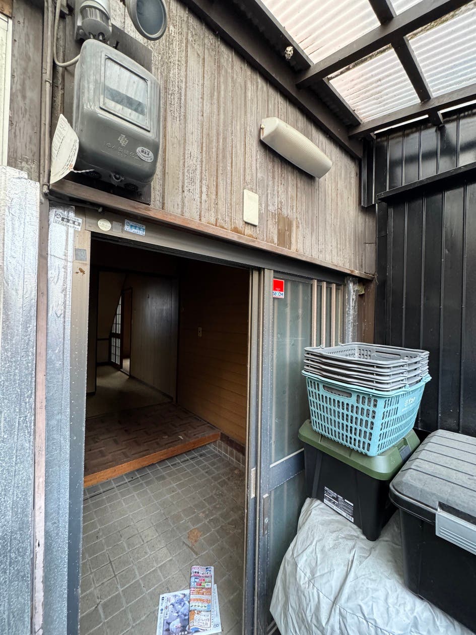 生活の痕跡が残る昭和レトロな空き家。廃墟撮影・コスプレ撮影に最適の写真2