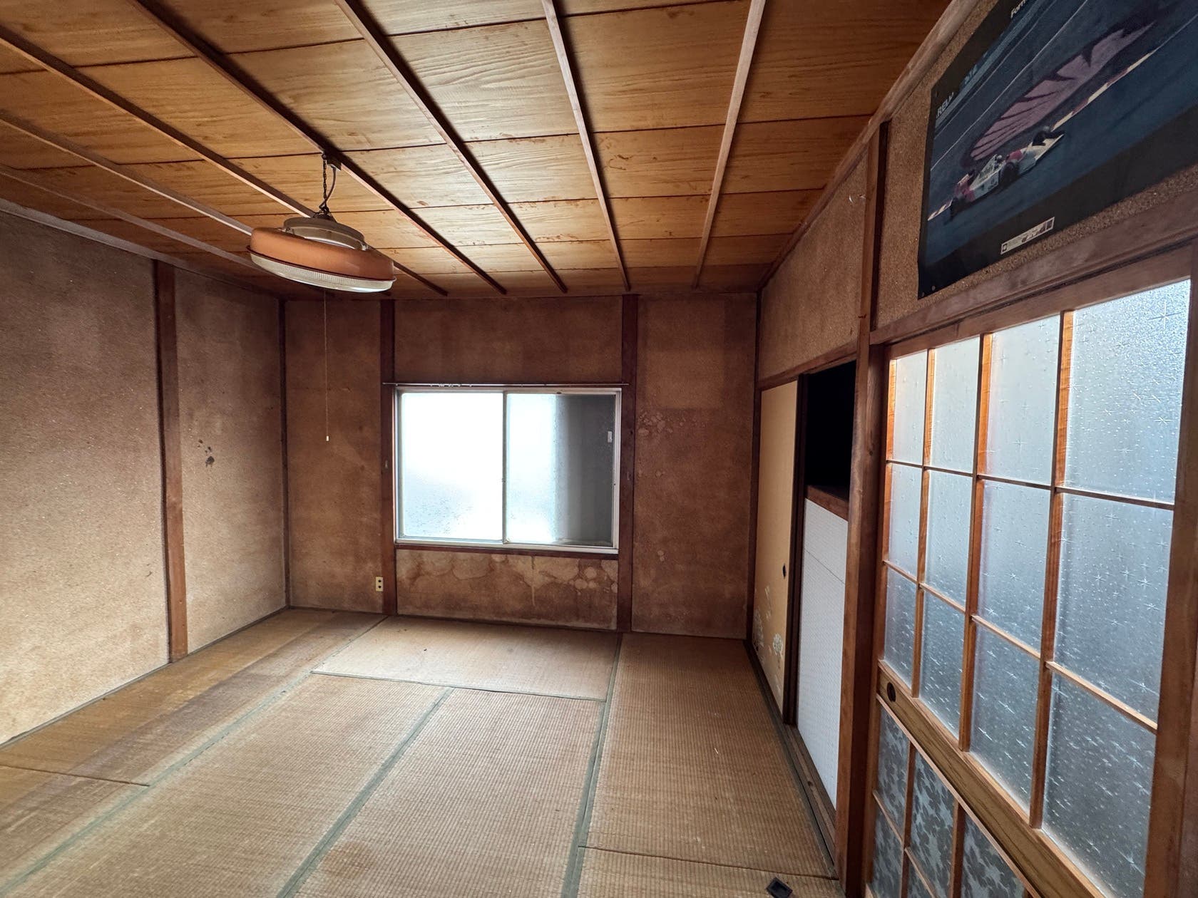 生活の痕跡が残る昭和レトロな空き家。廃墟撮影・コスプレ撮影に最適の写真12