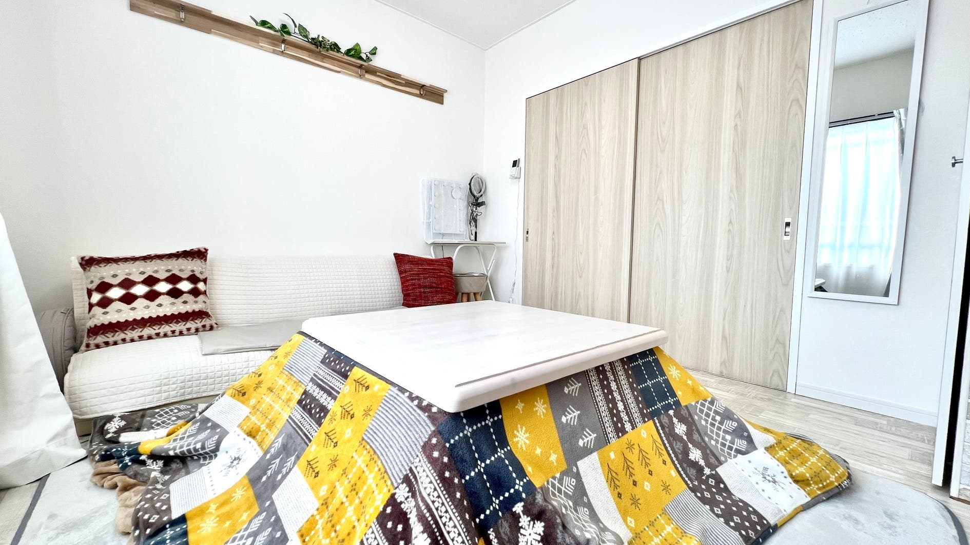 岡大裏徒歩１分⭕使い放題９時～20時▶定額5500円🚙🅿無料/映画鑑賞/🎀デート/🎂誕生会/MT/勉強にお勧めの写真4