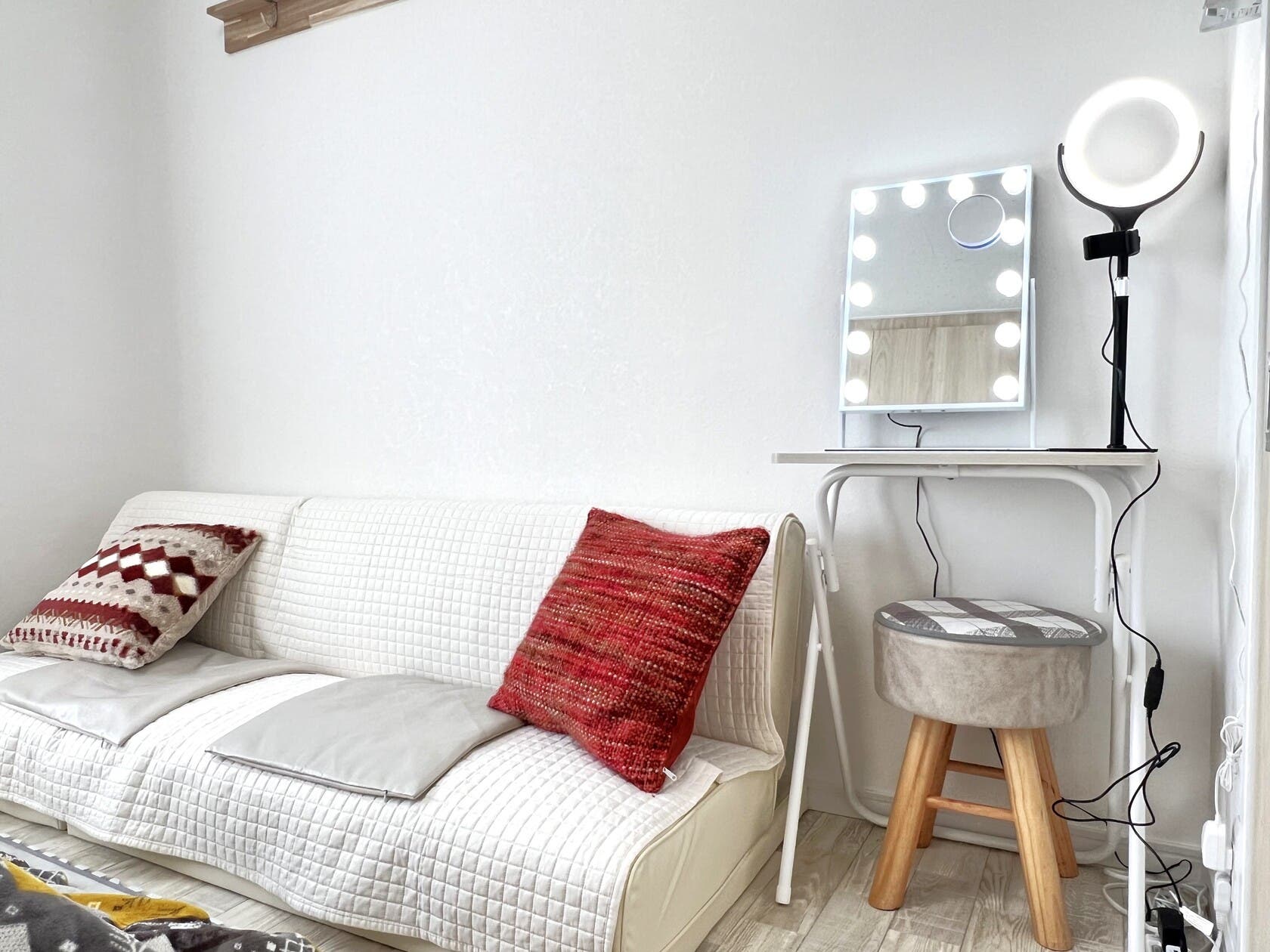 岡大裏徒歩１分⭕使い放題９時～20時▶定額5500円🚙🅿無料/映画鑑賞/🎀デート/🎂誕生会/MT/勉強にお勧めの写真6