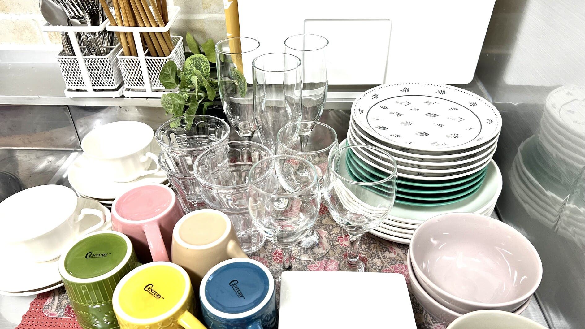 岡大裏徒歩１分⭕使い放題９時～20時▶定額5500円🚙🅿無料/映画鑑賞/🎀デート/🎂誕生会/MT/勉強にお勧めの写真3