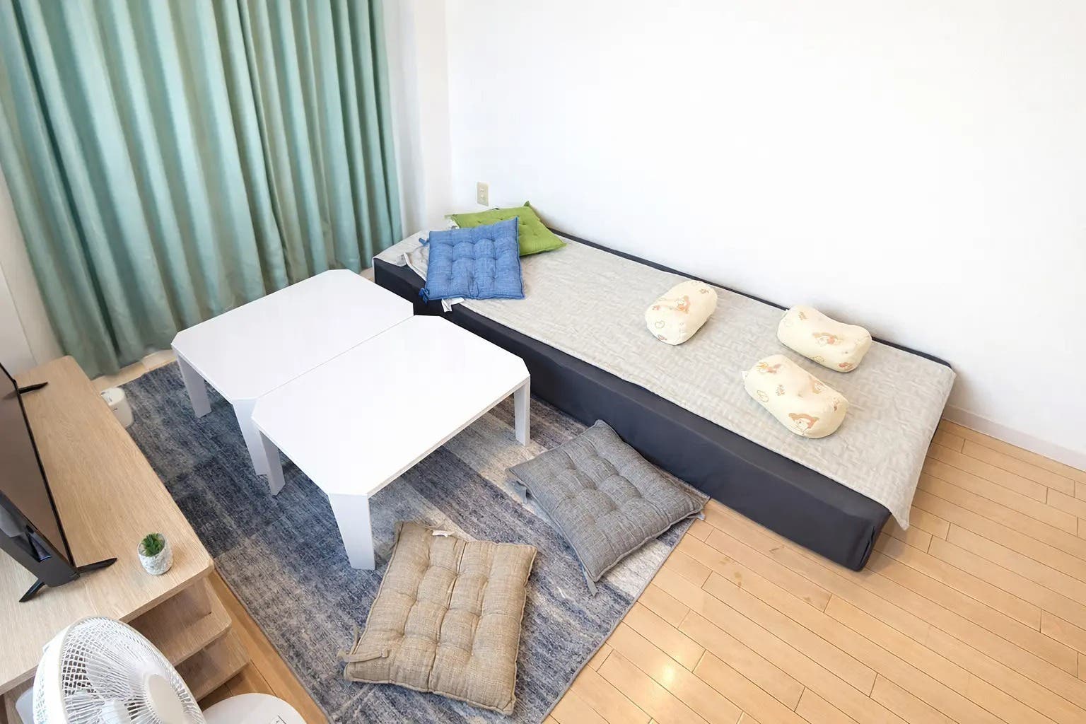 🚶八王子駅｜高速Wi-Fi完備📶｜🎲ボードゲーム充実｜🍳BRUNO＆卓上IHあり｜🎬映画見放題スペース🔌の写真2