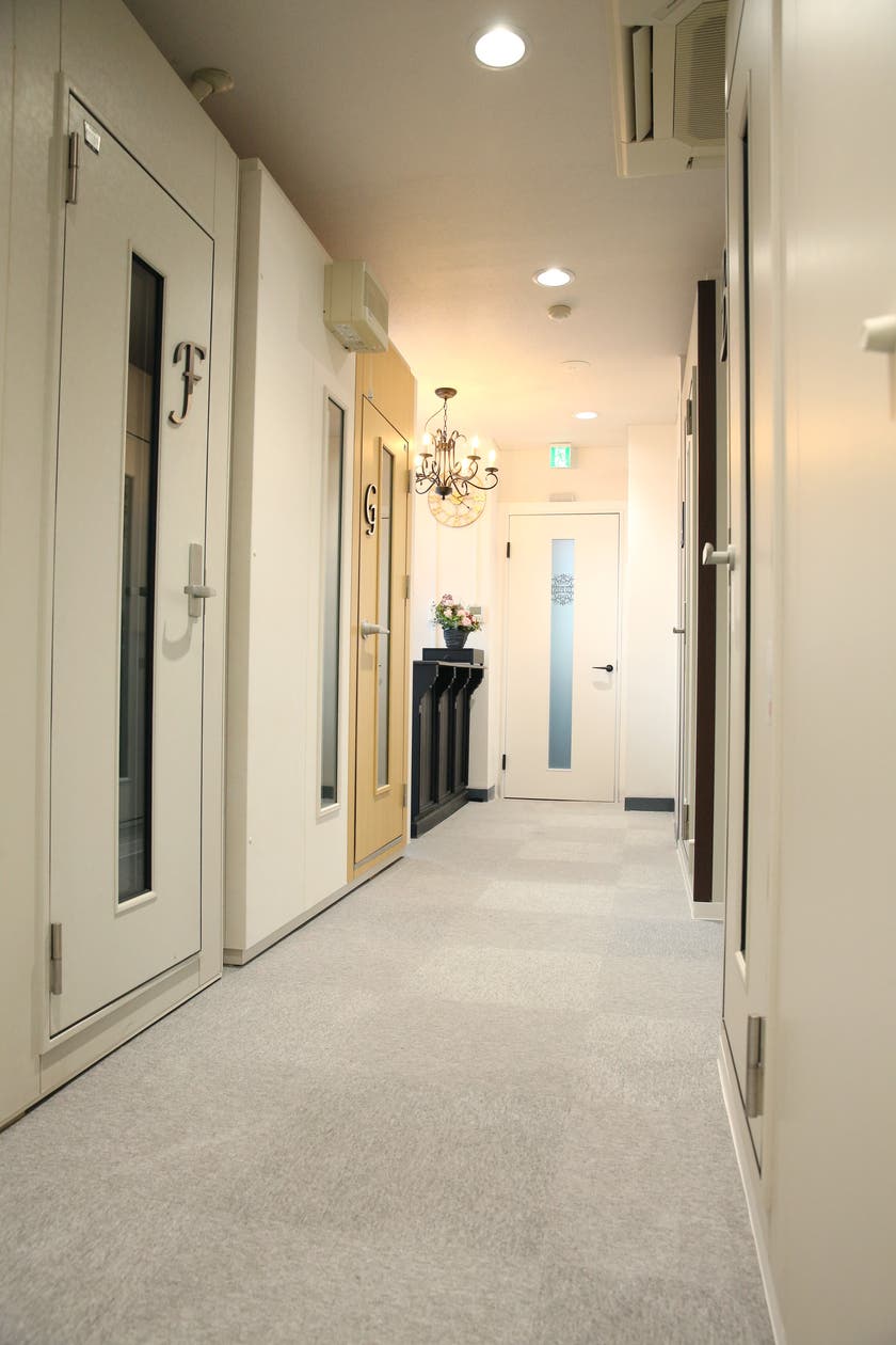 四谷三丁目駅徒歩１分🚃アビテックス🎼40Dr、ハイタイプ防音室　Gスタジオ🎺アンプ付スピーカー🔈マイク1セット無料💕の写真4