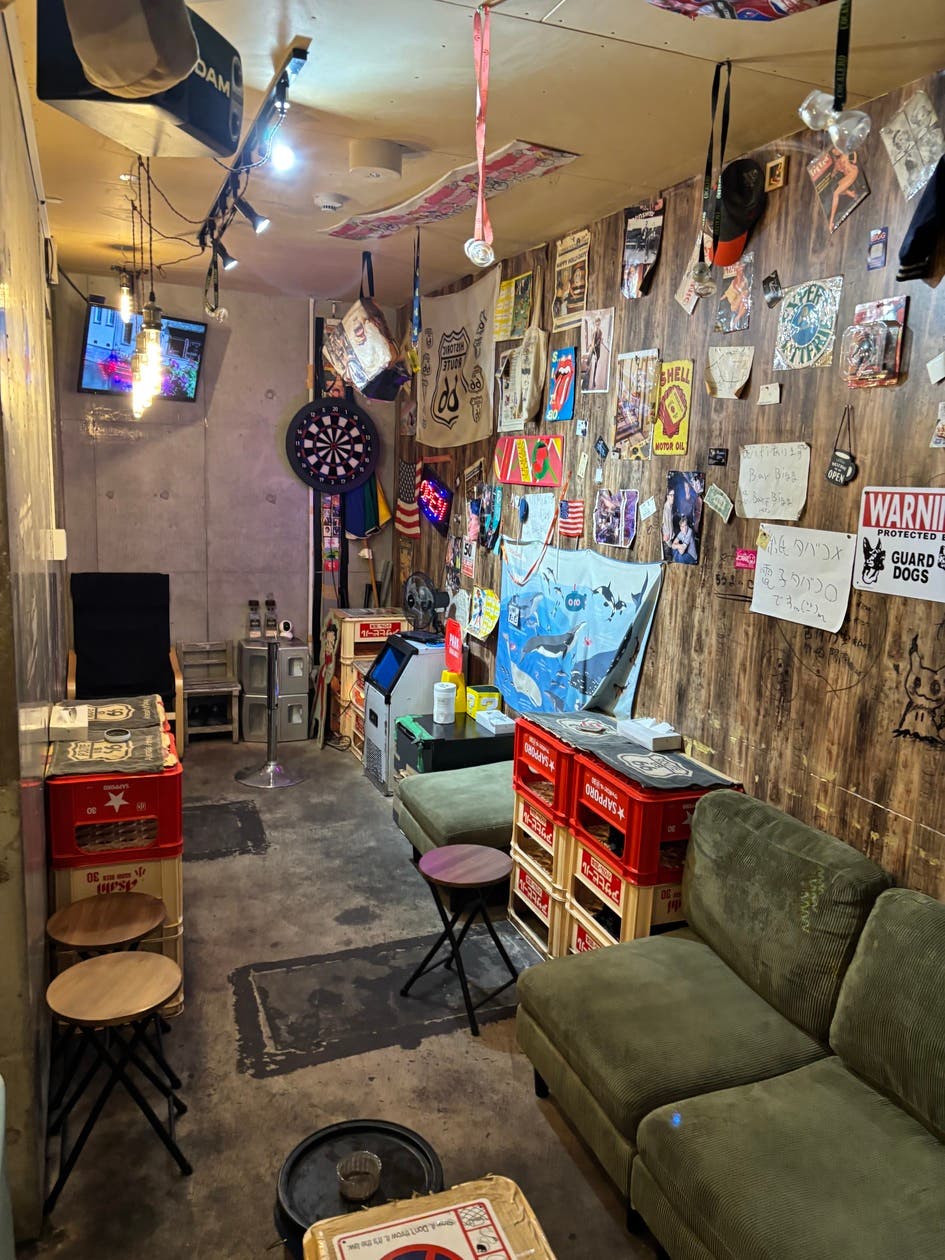 野毛の地下に佇む、隠れ家アメリカンバーを貸切レンタルの写真1