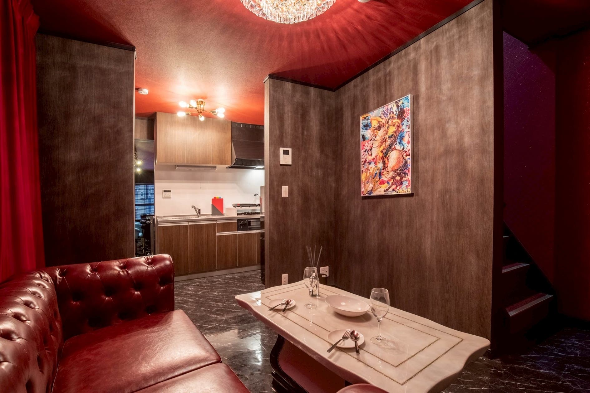 ♠️❤️【一棟貸切】ゲームテーブル(トランプなどのカードゲーム＆シート)完備｜仲間だけで遊べる完全プライベート空間🃏の写真1