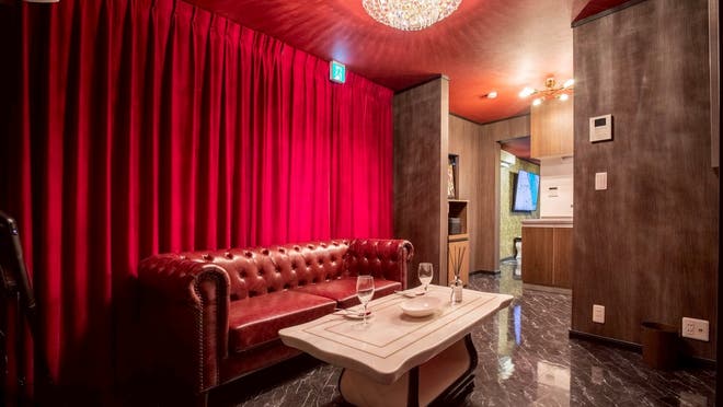 ♠️❤️【一棟貸切】ゲームテーブル(トランプなどのカードゲーム&シート)完備|仲間だけで遊べる完全プライベート空間🃏の写真3