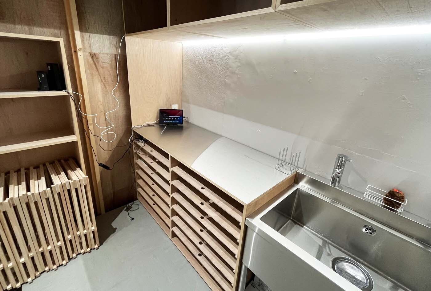 駅徒歩5分｜展示・販売・ワークショップ対応ホワイト空間の写真3