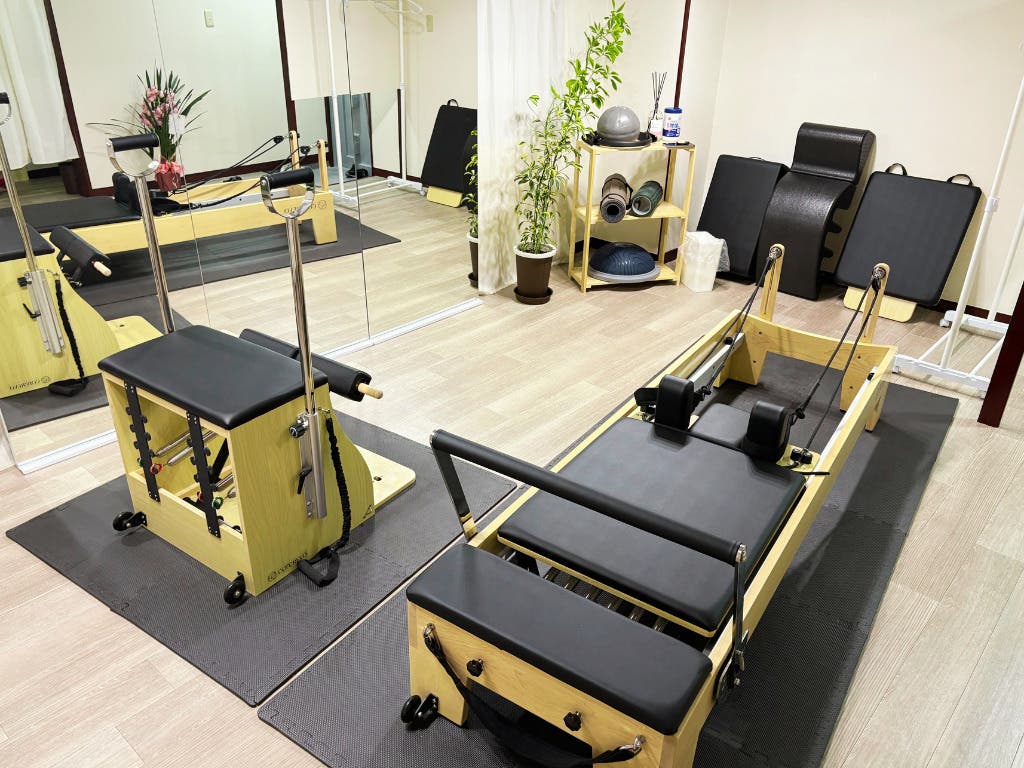 【天神・赤坂5分】完全個室マシンピラティス！リフォーマー＆チェア完備！1人でも、ペアでも練習可能！の写真7
