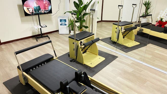 【天神・赤坂5分】完全個室マシンピラティス!リフォーマー&チェア完備!1人でも、ペアでも練習可能!の写真8