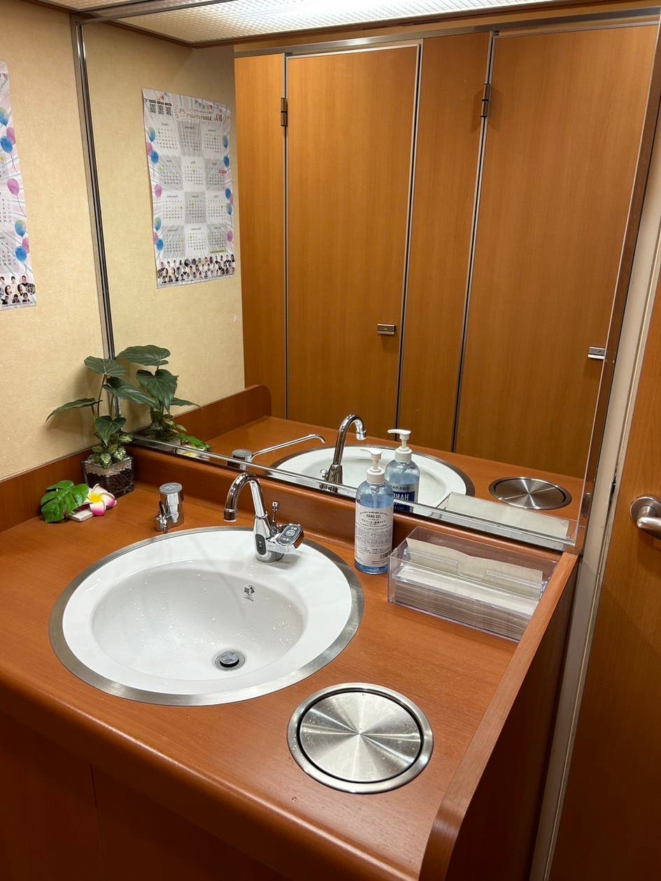 鈴鹿中央通り沿いのヨガスタジオの写真11