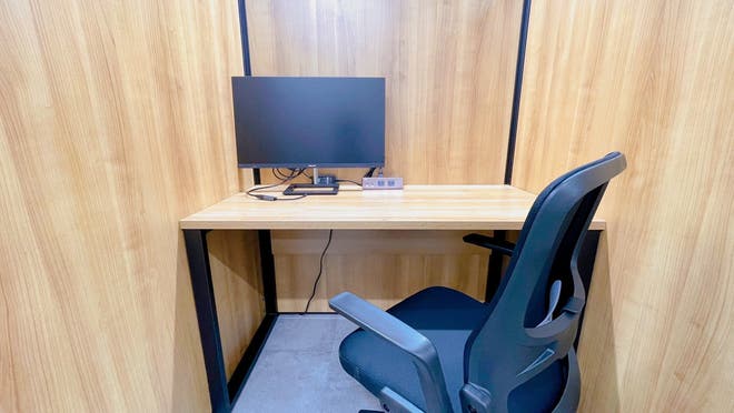 【モニター有り】河辺駅南口徒歩1分のコワーキングスペース No8(いいオフィス青梅河辺 by 95NJ )の写真1