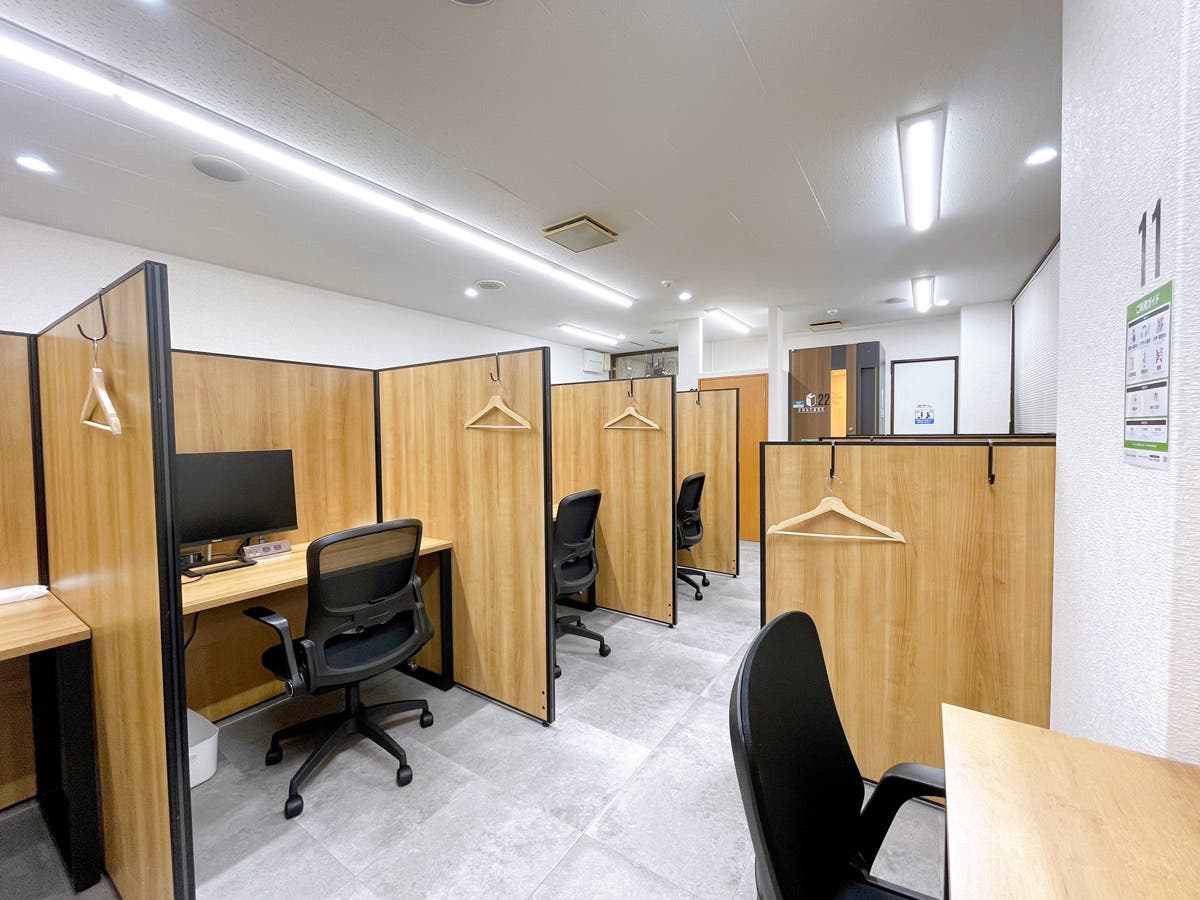 【モニター有り】河辺駅南口徒歩1分のコワーキングスペース No8（いいオフィス青梅河辺 by 95NJ ）の写真2