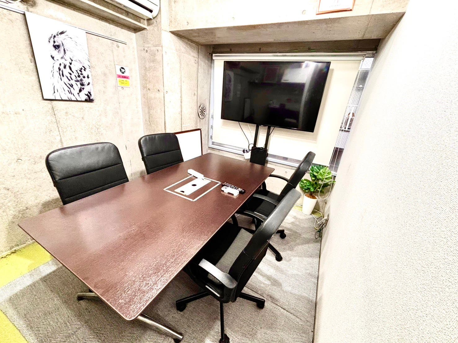 ✨オープン記念✨＜門前仲町会議室＞門仲駅すぐ！完全個室✨Wi-Fi📶プロジェクター🎥テレワーク/Web面接/会議/ボドゲの写真1