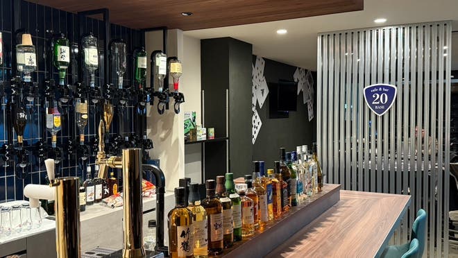 八王子駅から徒歩2分のおしゃれバーカウンター空間 l パーティ・交流会。イベントに最適の写真3