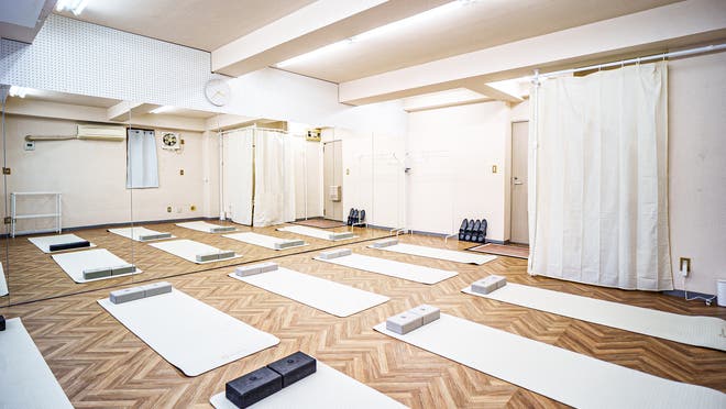 特別価格継続中🎉【横浜エリア|天王町駅6分】リニューアルしました✨37㎡広々空間♪ダンス・ヨガ・楽器演奏等におすすめ☆大型鏡の写真8