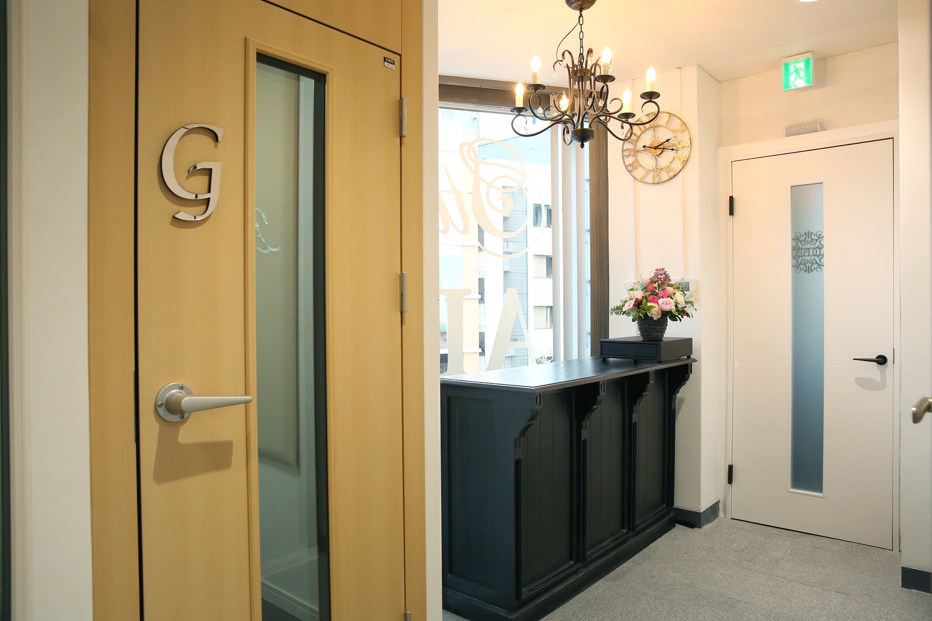 四谷三丁目駅徒歩１分🚃アビテックス🎼40Dr、ハイタイプ防音室 Dスタジオ　アンプ付スピーカー🔈マイク🎤1セット無料💕の写真4