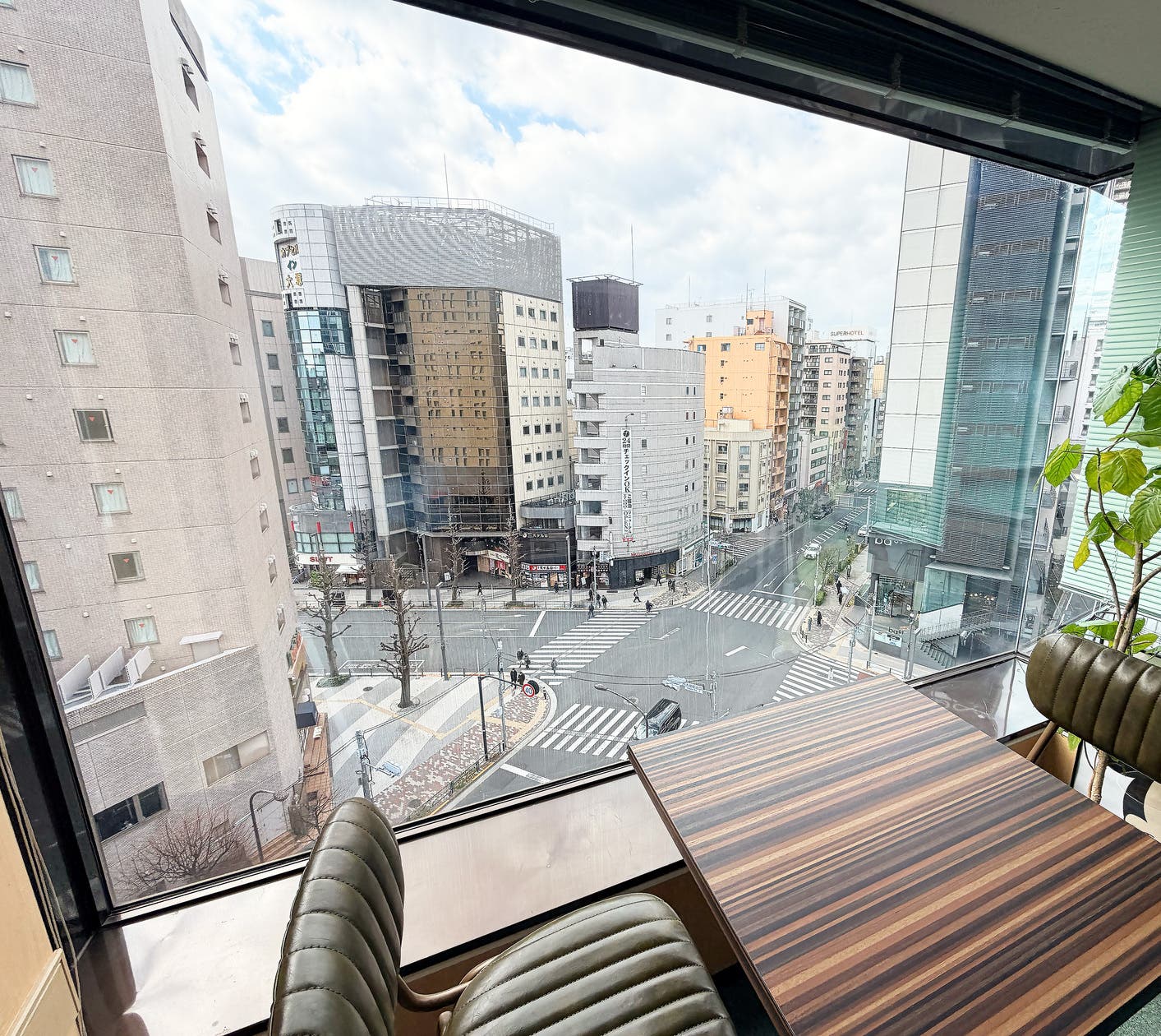 大塚駅北口徒歩3分　1人〜12人向け ラウンジ会議室B🪑の写真17