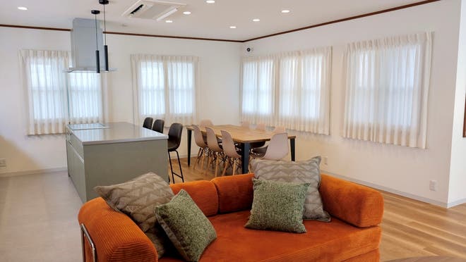 南町田グランベリーパーク駅徒歩2分|おしゃれな50㎡スペース新登場!|アイランドキッチン+プロジェクター|最大20名の写真2