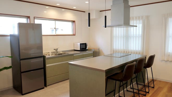 南町田グランベリーパーク駅徒歩2分|おしゃれな50㎡スペース新登場!|アイランドキッチン+プロジェクター|最大20名の写真3