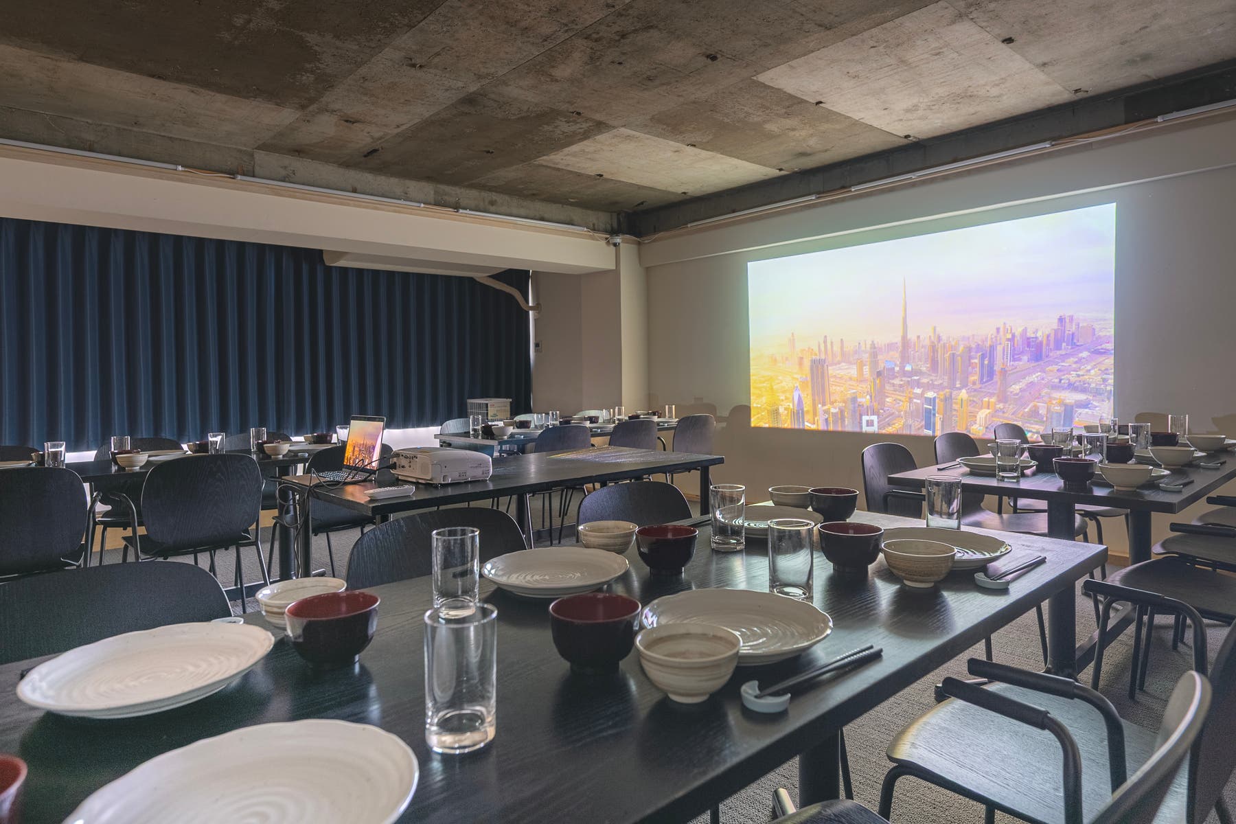 スペモ🏘️駅徒歩4分🚶ハイクオリティキッチン🍳パーティー🎉会議・プレゼン💼歓迎会・同窓会🤝829_Patia西新橋の写真3
