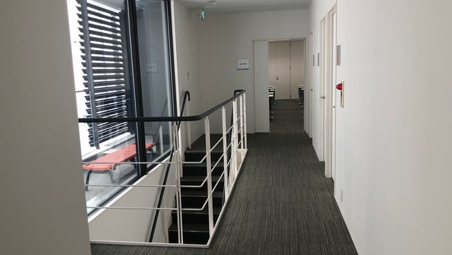 <馬車道駅徒歩1分> 馬車道駅前 Room3 24名様収容の中会議室の写真6