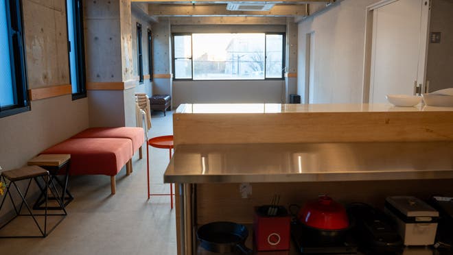 【二子玉川10分/41㎡長方形空間】撮影会社運営のスタジオ&遊び場|撮影,イベント,個展,オフ会|プロ機材,ミニキッチン,小物の写真11