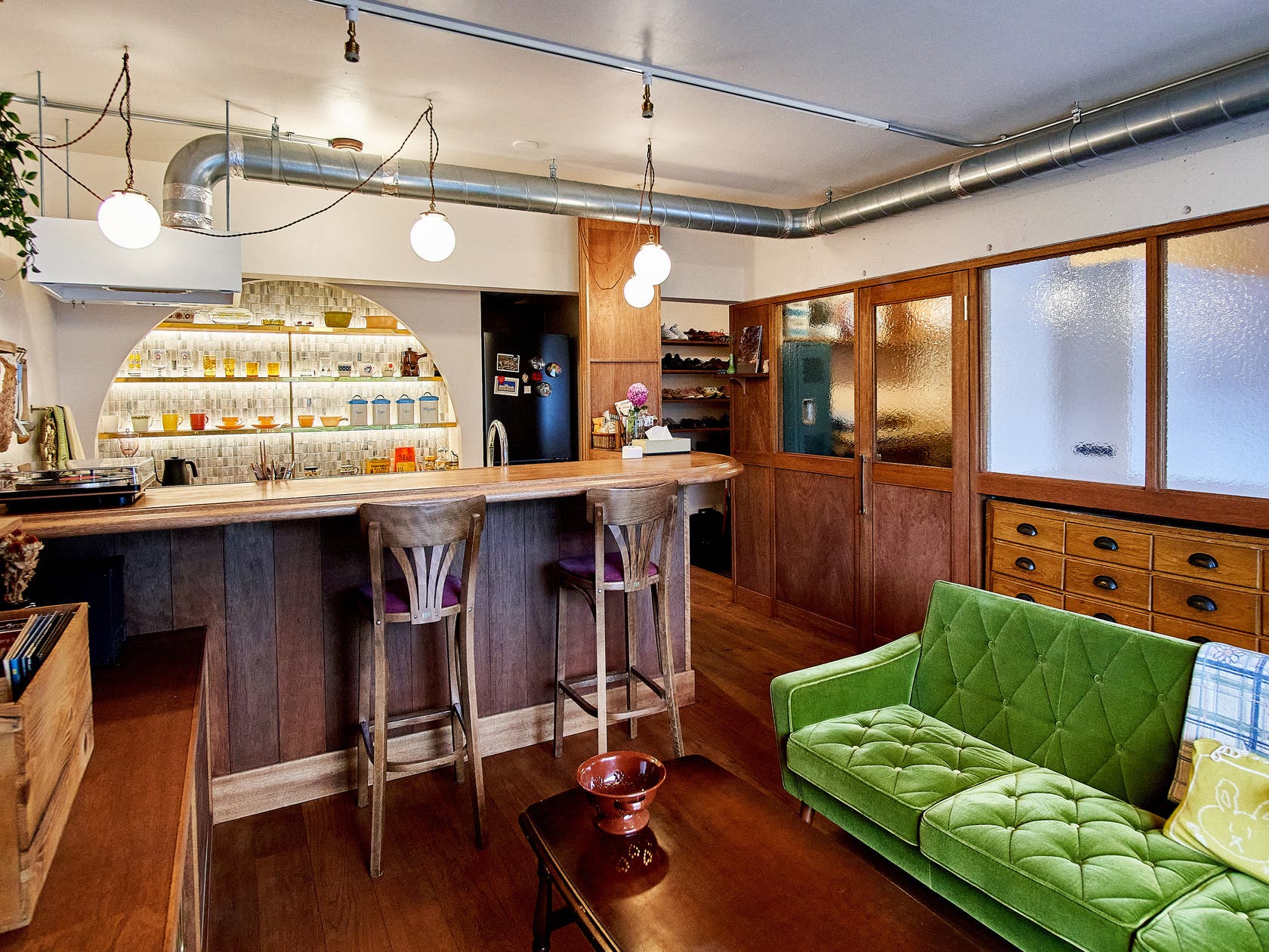 【世田谷・ハウススタジオ】ヴィンテージ・喫茶店・カフェ・ジブリ・古着・キッチンカウンター・木材の写真7