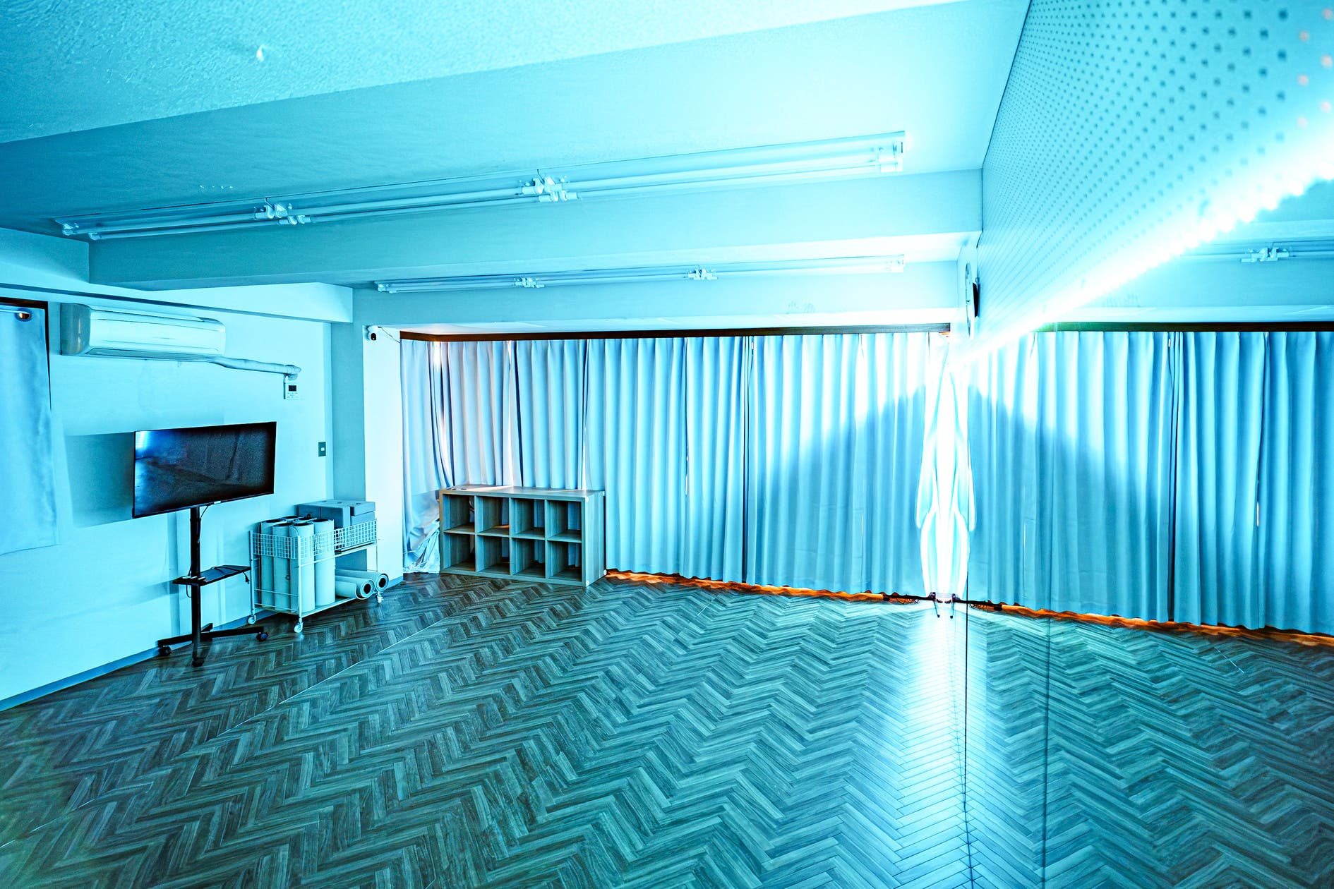 特別価格継続中🎉【横浜エリア|天王町駅6分】リニューアルしました✨37㎡広々空間♪ダンス・ヨガ・楽器演奏等におすすめ☆大型鏡の写真11