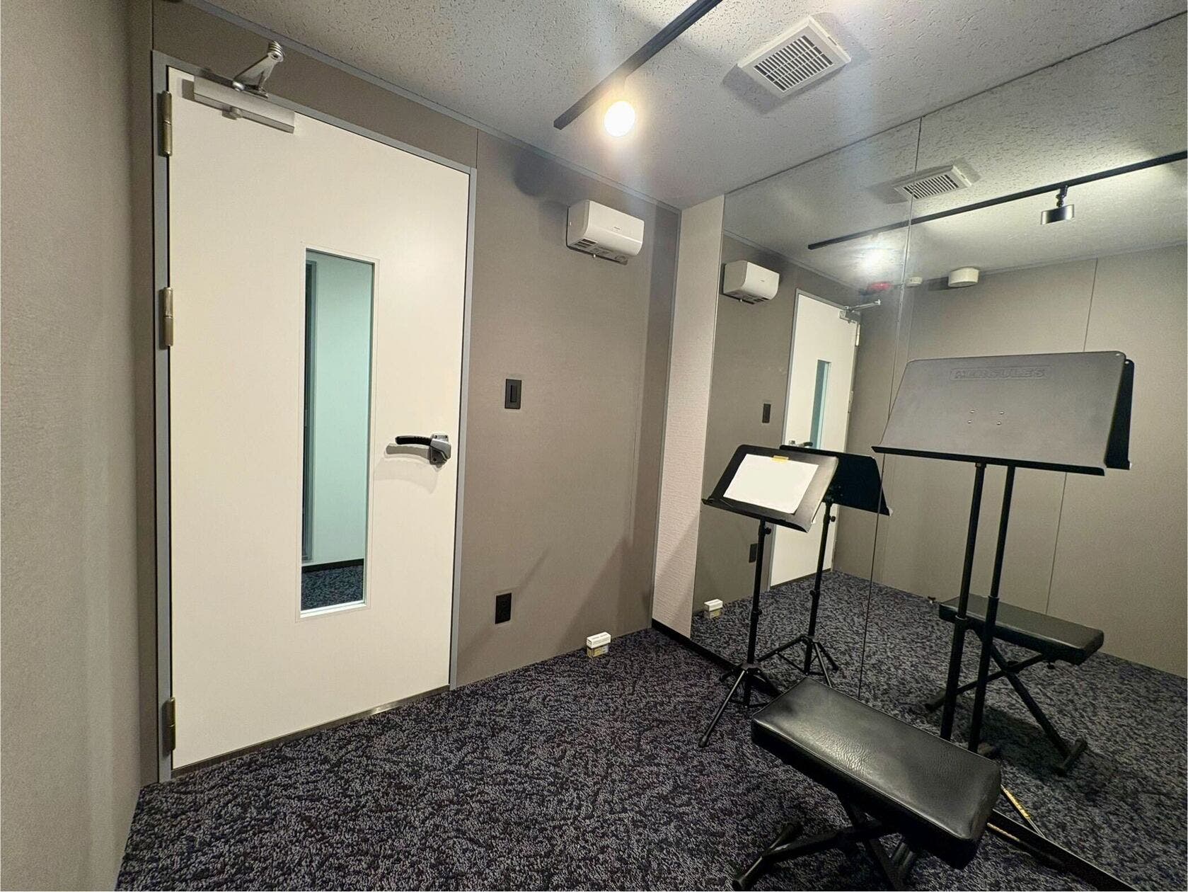 【渋谷駅徒歩6分】防音スタジオ（ルーム9）：楽器，歌唱，配信などに◎の写真1