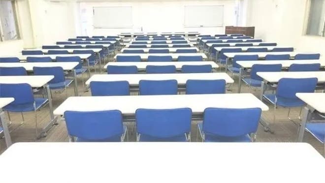 入谷駅徒歩3分!入谷ホール 96名様収容の大会議室の写真1