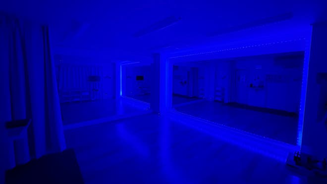 オープン割🎉ダンスに最適個室✨三ノ宮駅徒歩1分|清潔|大型2面鏡|モニター|更衣室|無料備品多数|個人レッスン|ヨガ|ダンスの写真6