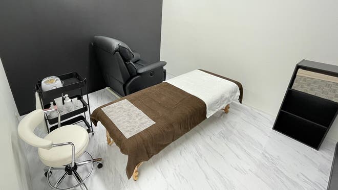 新潟駅前サロンスペースAの写真1