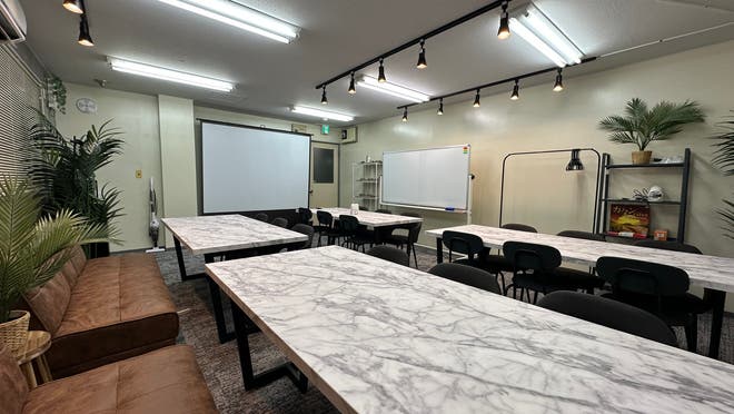 NEW!【八丁堀駅徒歩2分!宝町駅徒歩3分!】最大24名/無料Wifi/会議・撮影・女子会・ボドゲ・パーティ等!飲食🍺🍷可!の写真3