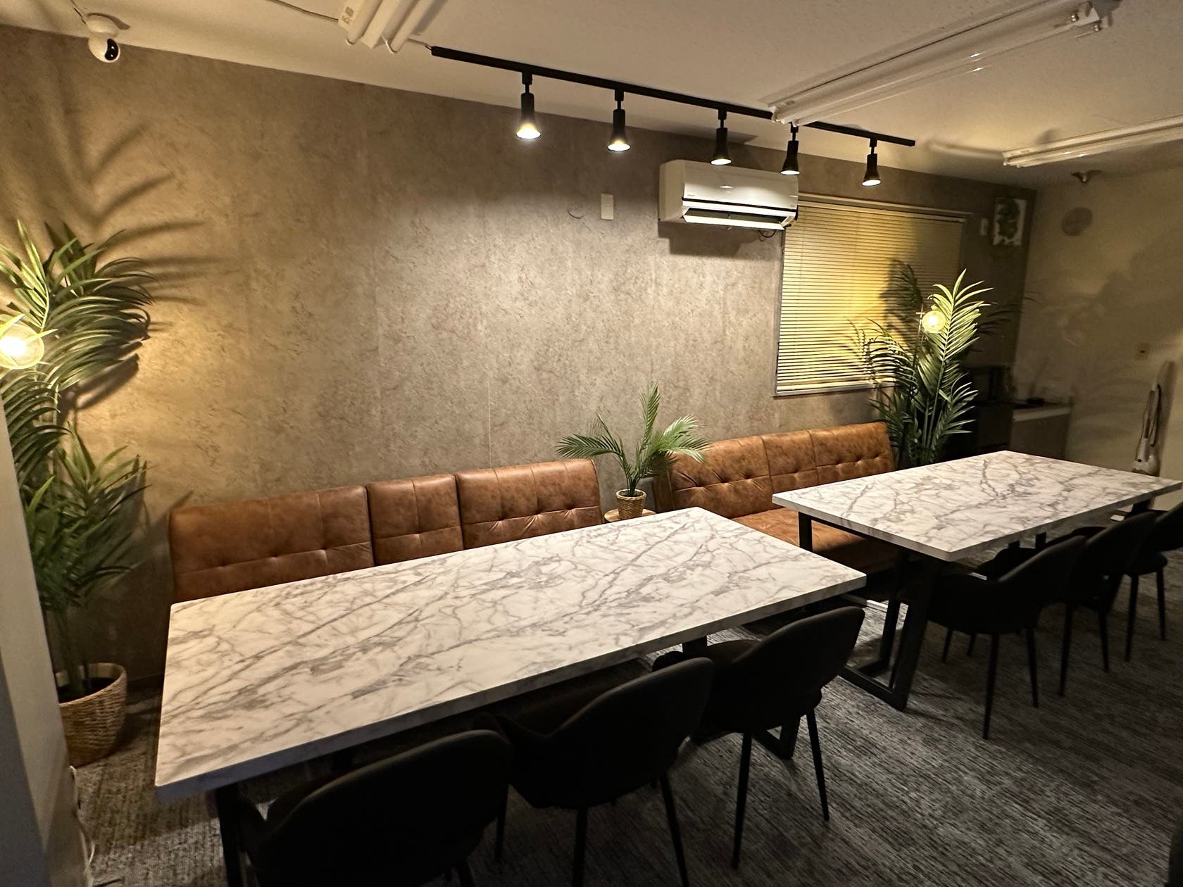 NEW！【八丁堀駅徒歩2分！宝町駅徒歩3分！】最大24名/無料Wifi/会議・撮影・女子会・ボドゲ・パーティ等！飲食🍺🍷可！の写真4