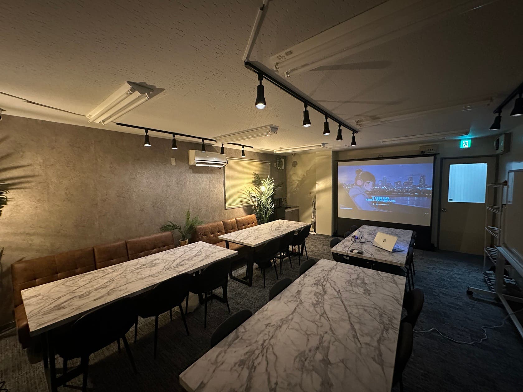 NEW！【八丁堀駅徒歩2分！宝町駅徒歩3分！】最大24名/無料Wifi/会議・撮影・女子会・ボドゲ・パーティ等！飲食🍺🍷可！の写真8