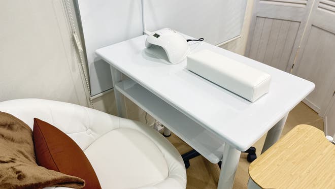 【関内駅徒歩2分】【横浜市】ネイル専用レンタルサロンMieux Cブース|(×貸切)(横浜駅から2駅)アクリル可の写真2