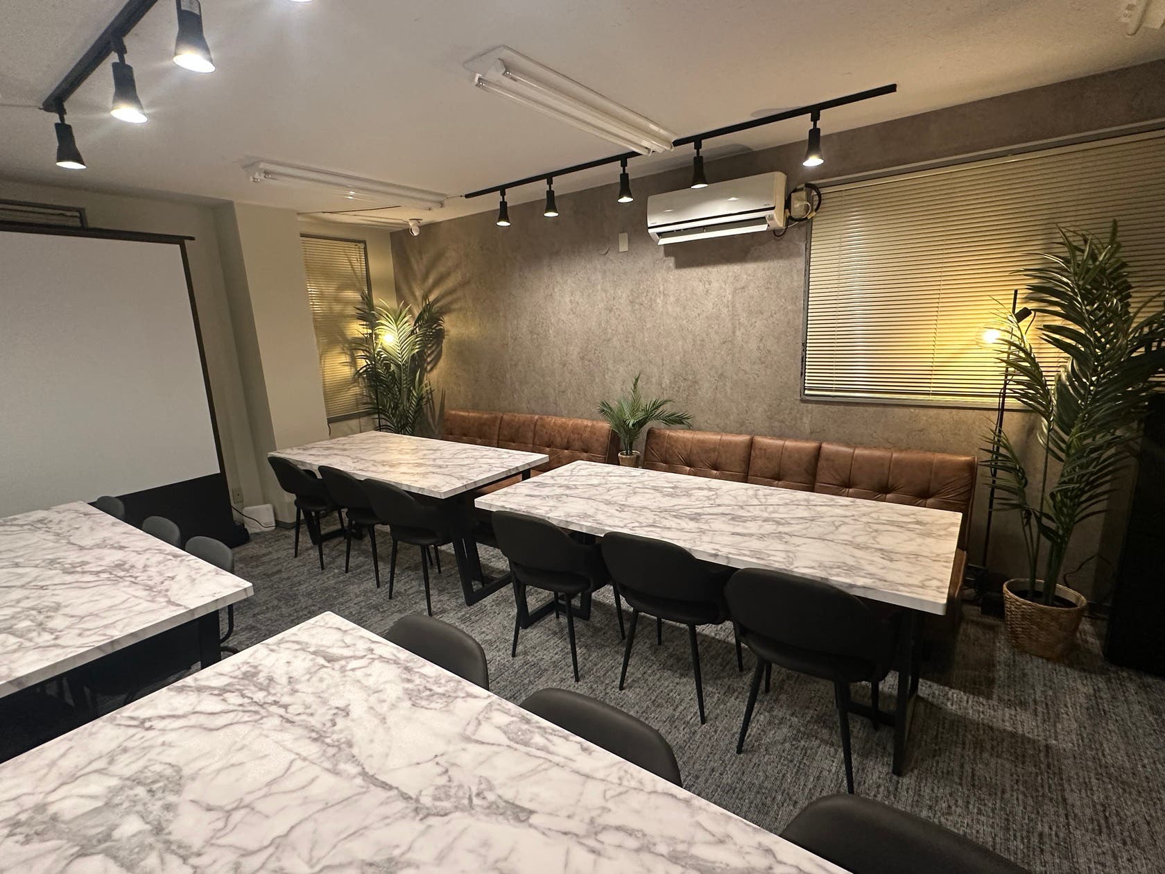 NEW！【八丁堀駅徒歩2分！宝町駅徒歩3分！】最大24名/無料Wifi/会議・撮影・女子会・ボドゲ・パーティ等！飲食🍺🍷可！の写真23