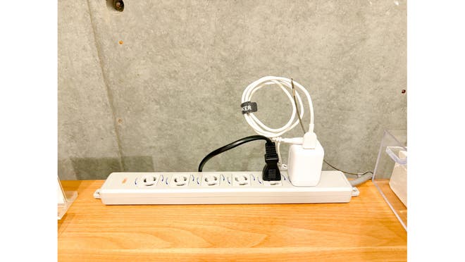 🌟隙間時間のテレワークに🌟【東白楽駅徒歩3分|コワーキングスペース|4C】カウンター/無料Wi-Fi/電源/24H営業の写真3