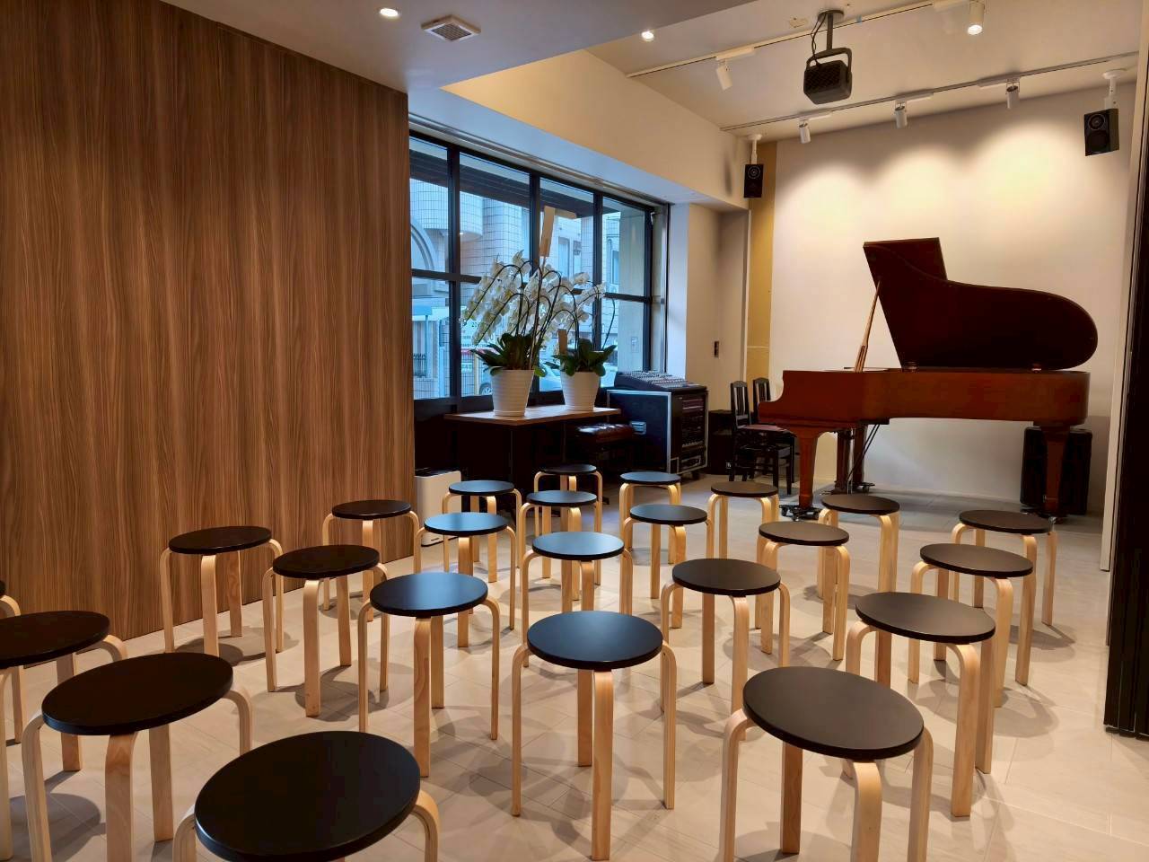 目白駅2分🚶‍♂️グランドピアノ無料🎹音楽スタジオ🎶パーティ🎉撮影・収録にも🎥【S】M-Lab HATCHの写真12