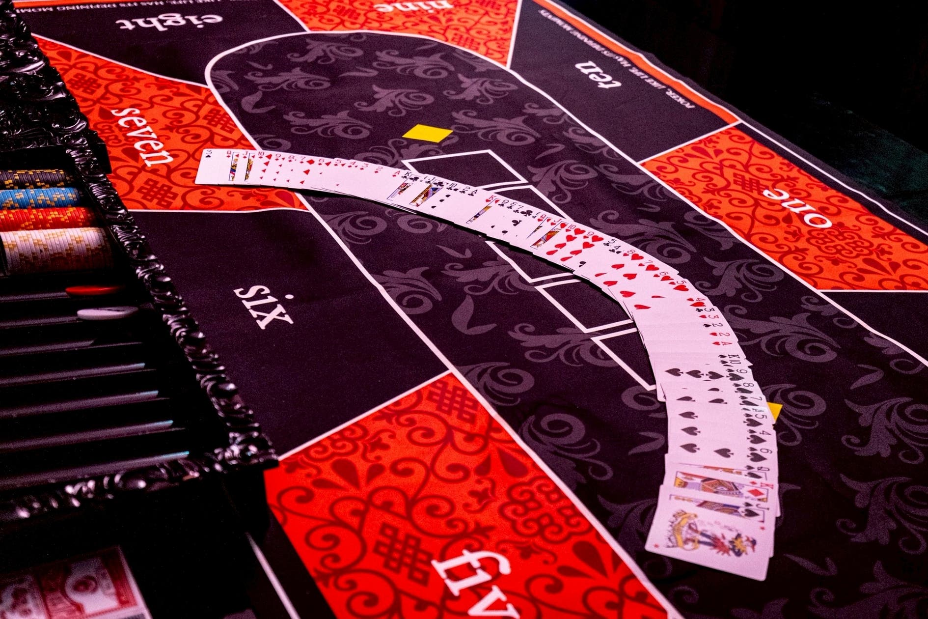 ♠️❤️【一棟貸切】お酒飲みながら大テーブルでゲーム(ポーカーセット＆シート)完備｜仲間だけで遊べる完全プライベート空間🃏の写真4