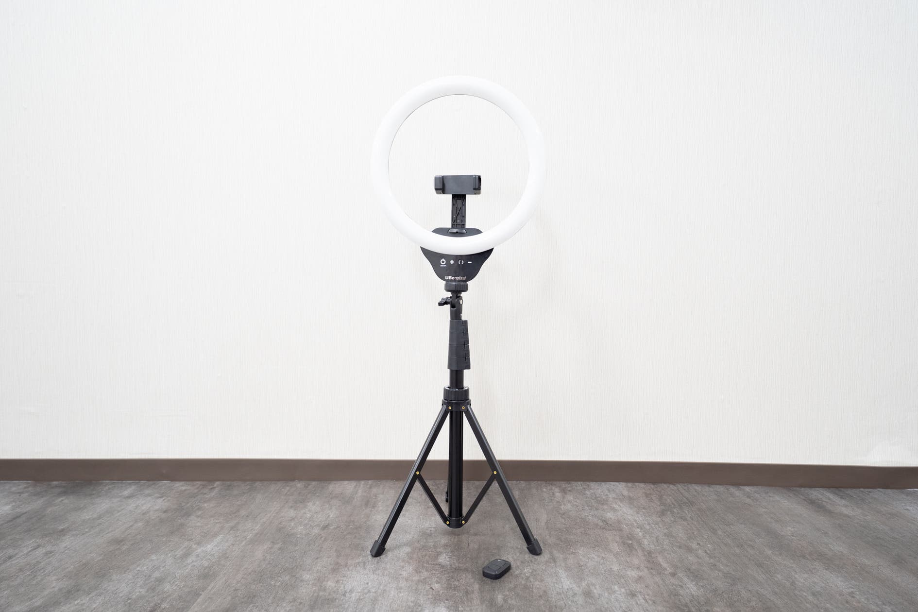 【✨WiFi未整備のためプレオープン価格✨】広々踊れるスタジオ｜6.4m鏡・更衣室完備・備品無料｜24時間営業中の写真16